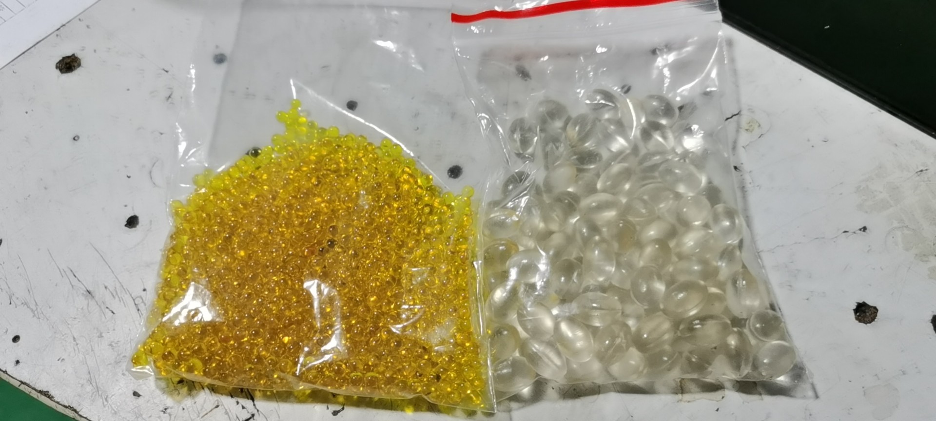 Lab Use Fish Oil Vitamin Softgel Encapsulation Machine For Animal Gel ...