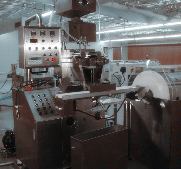 Auto Food / Pharmaceutical Paintball Encapsulation filling Machine with ...